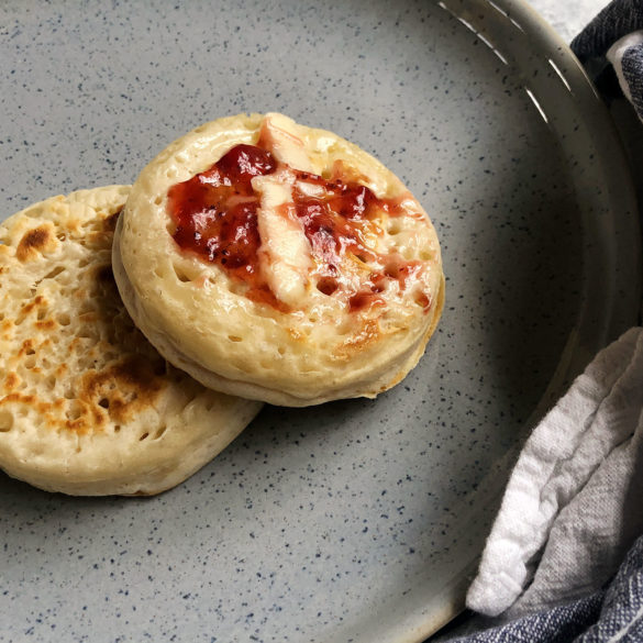Organic English Crumpets Recipe (Low-sodium, sugar-free) - DINING HAPPY
